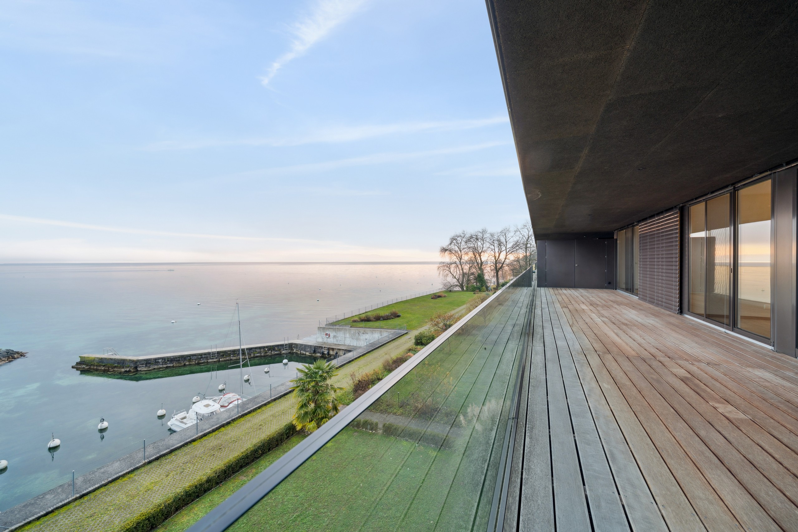 Exclusive lakeside apartment with a spacious terrace | Switzerland ...