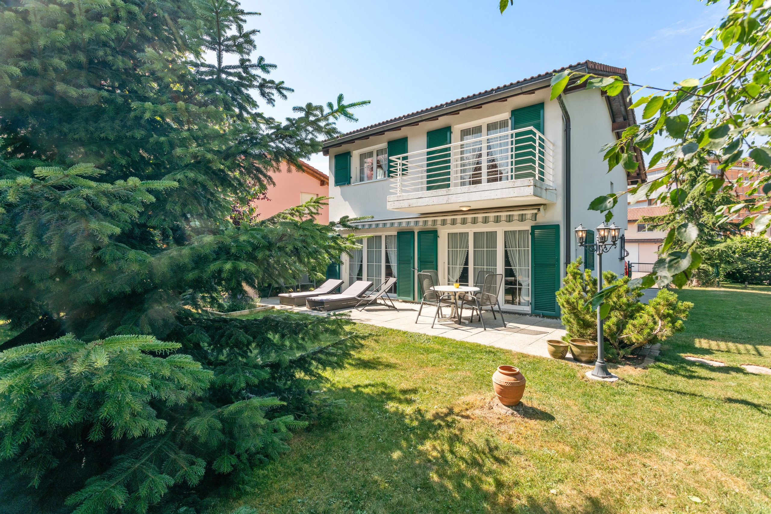 Charmante maison individuelle au centre de Bulle avec terrain à bâtir ...